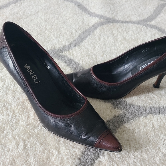 Vaneli | Shoes | Vaneli Brown Leather Heels 75 | Poshmark